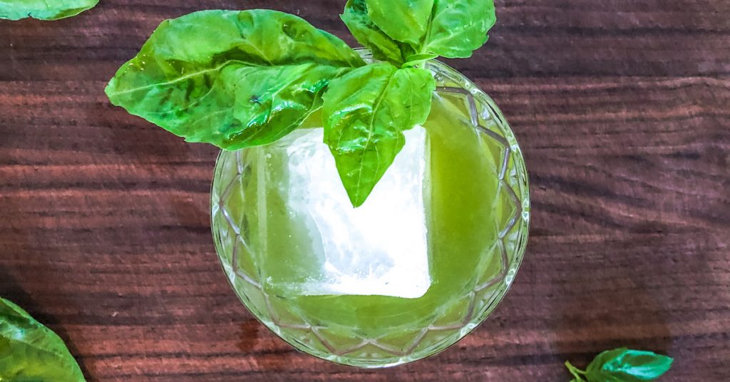 Gin Basil Smash Recipe | Cocktails to Drink in Germany - Le Wild Explorer